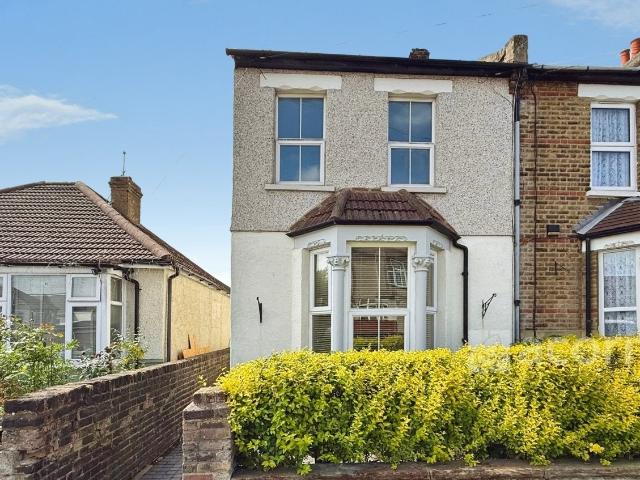 House at Heron Hill, Greater London