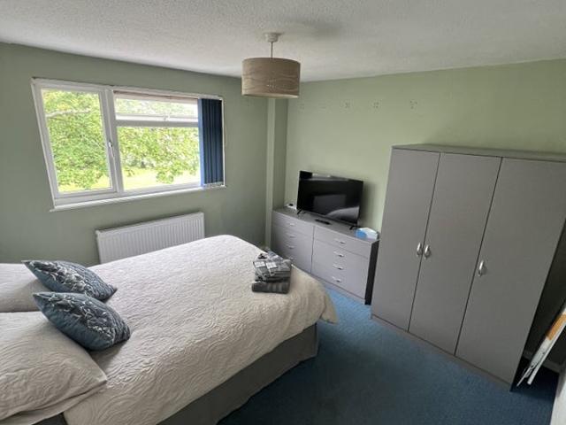 Room at Hibberd way, Bournemouth