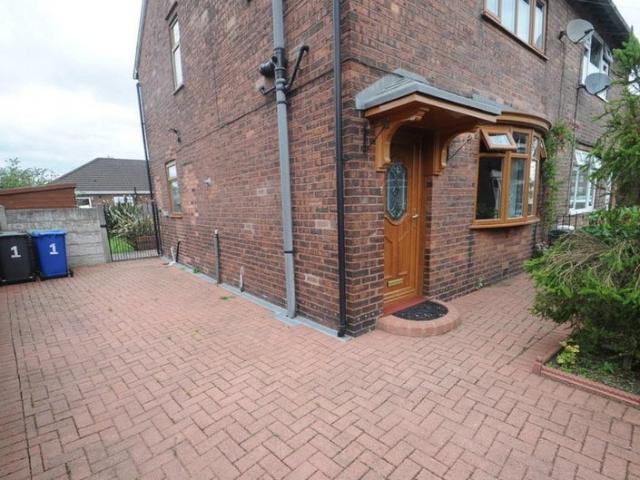 House at High Street, Astley