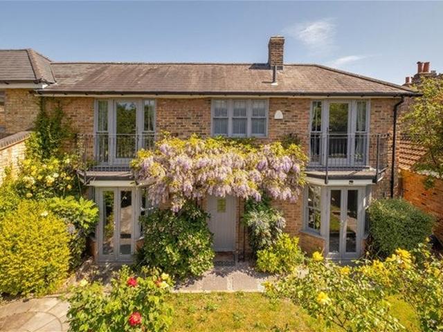 House at High Street, Elmbridge