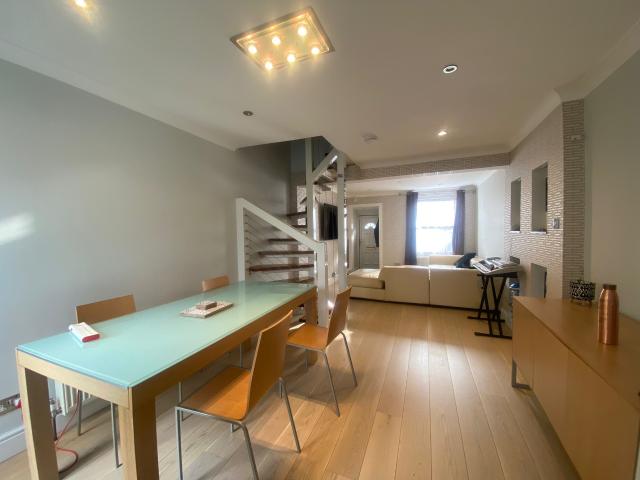 House at High Street, Greater London