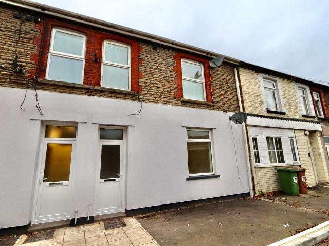 House at High Street, Pengam