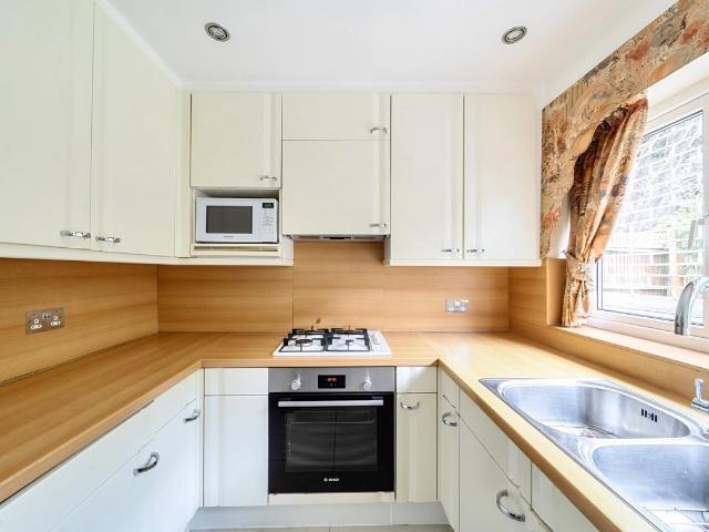 House at Highfield Road, Greater London