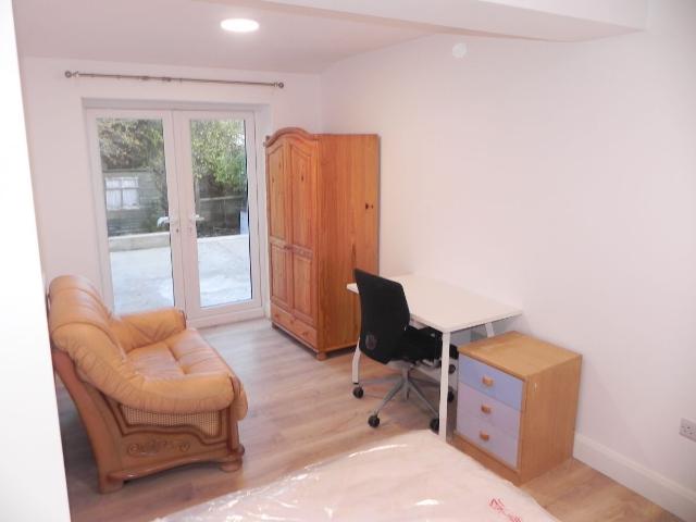 House at Hill View Crescent, Guildford