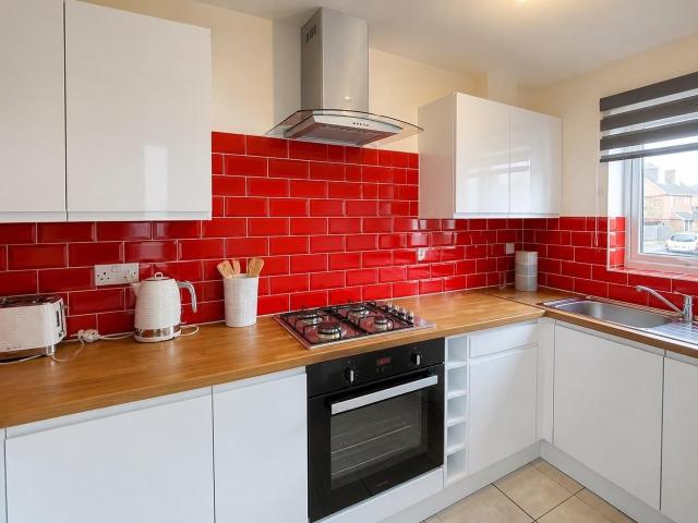 House at Hill View Drive, Greater London
