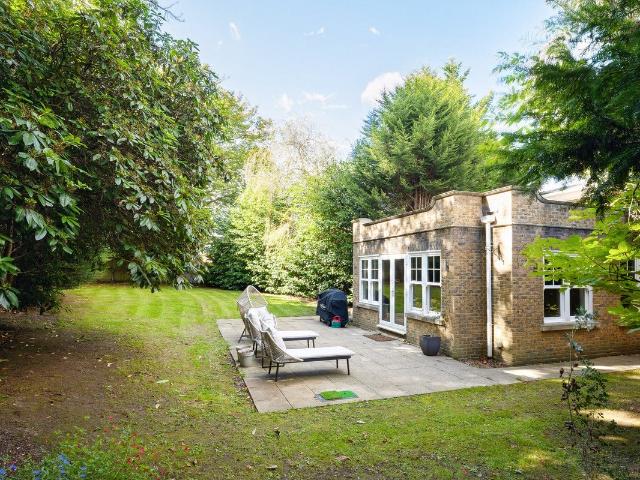 House at Hillary Crescent, Walton on Thames