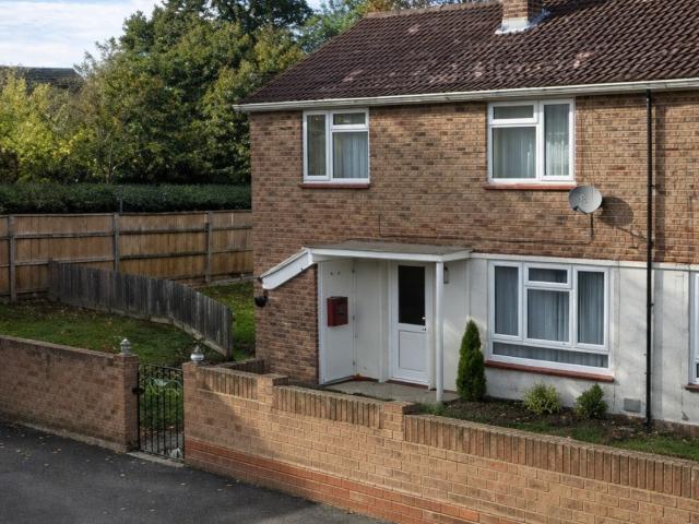 House at Hillgrounds Road, Kempston