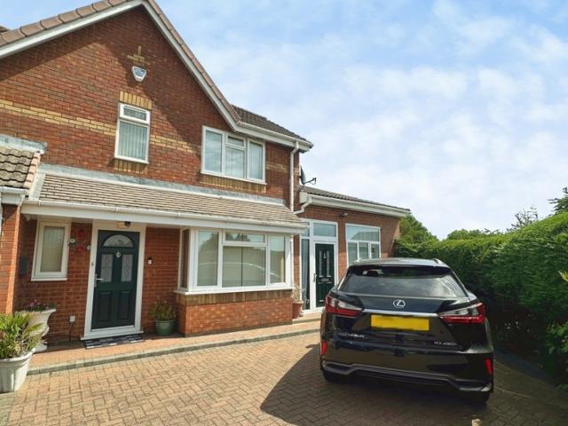 House at Hillesden Avenue, Elstow