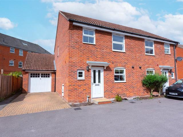 House at Hills Way, Basingstoke and Deane