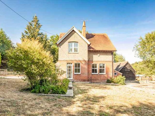house at Hillside, Ashampstead, RG8 8RJ
