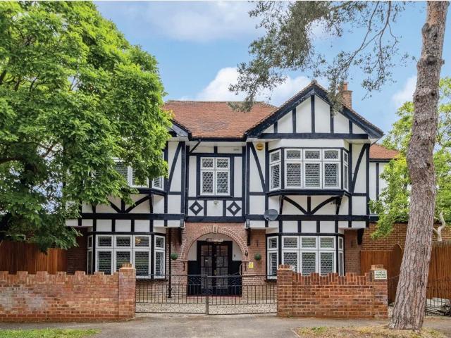 House at Hillview Road, Greater London
