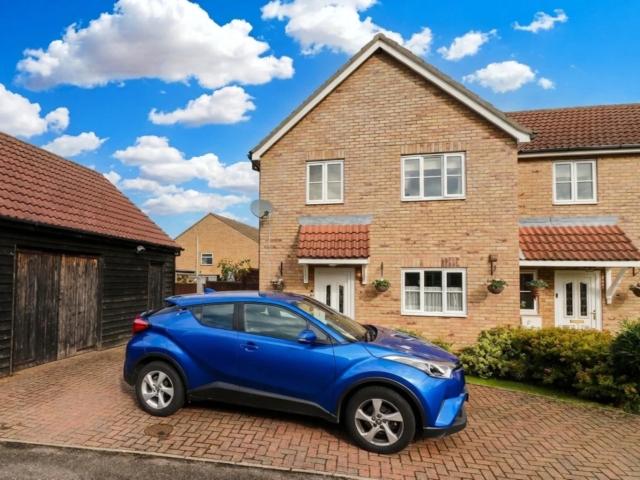 House at Home Farm Close, Huntingdonshire