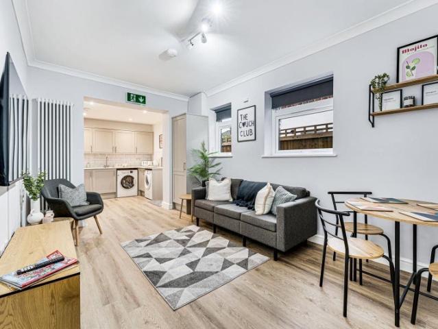 House at Hood Lane, Great Sankey