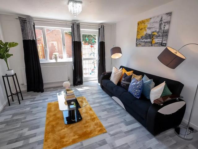House at Hodgkins Close, Greater London