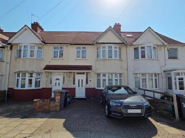 House at Holden Avenue, Greater London
