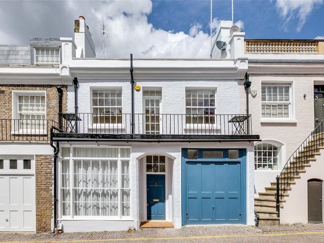 House at Holland Park Mews, Greater London