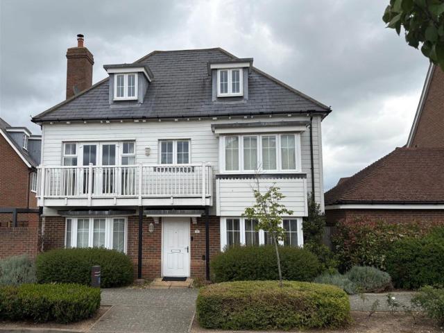 House at Holly Way, Tonbridge and Malling