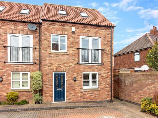 house at Holly Bank Close, York