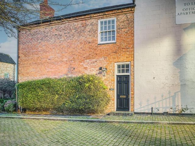 House at Horninglow Street, East Staffordshire