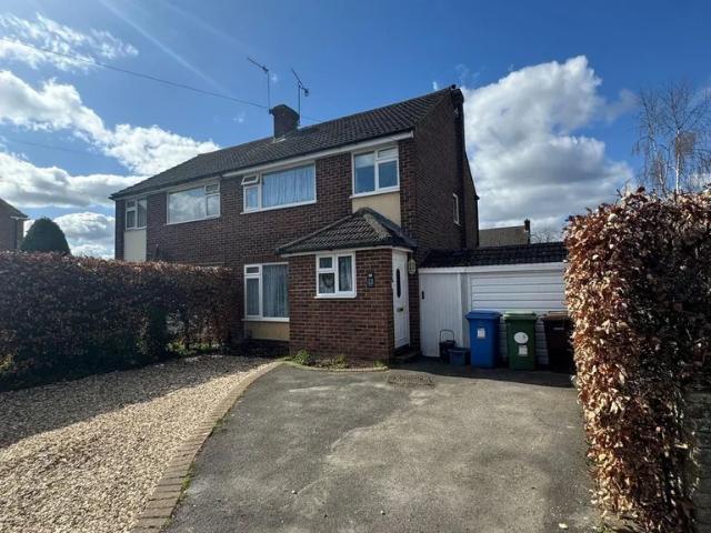 house at Houseman Road, Rushmoor