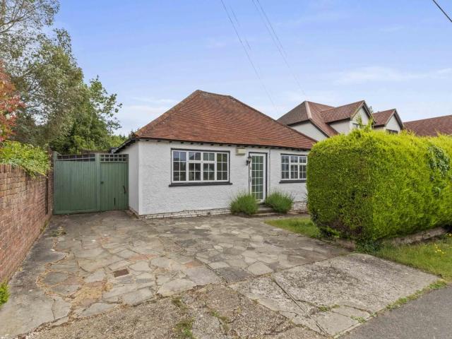 House at Howard Crescent, Seer Green
