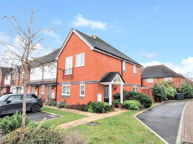 House at Howes Crescent, Ford