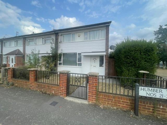 House at Humber Way, Slough