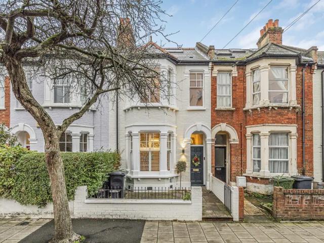 House at Hydethorpe Road, Greater London