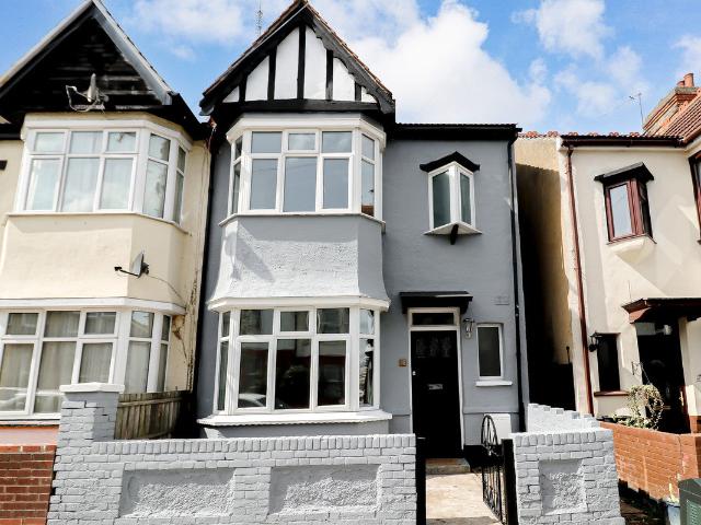 House at Imperial Avenue, Southend on Sea