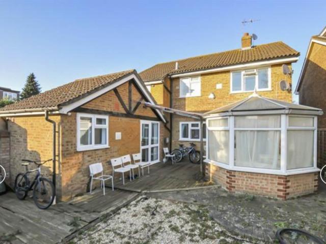 House at Ingleside, Slough