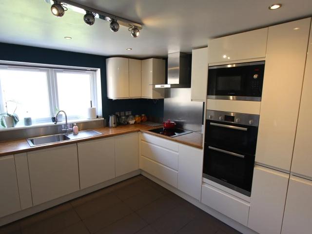 House at Kent Way, Maidenhead