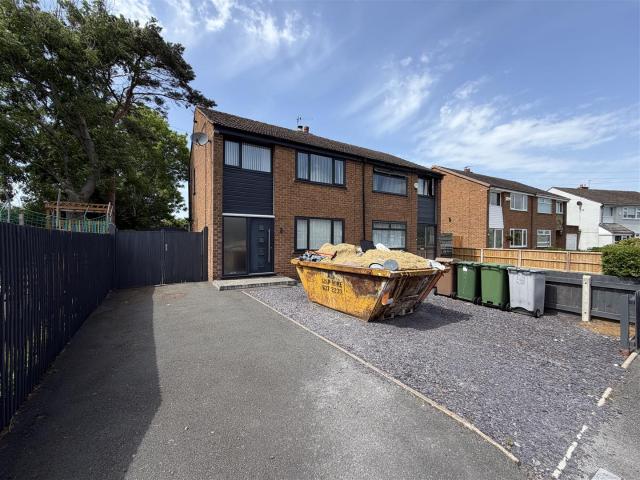 House at Kenilworth Drive, Pensby