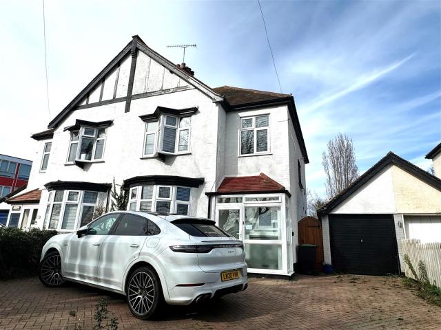 House at Kenilworth Gardens, Southend on Sea