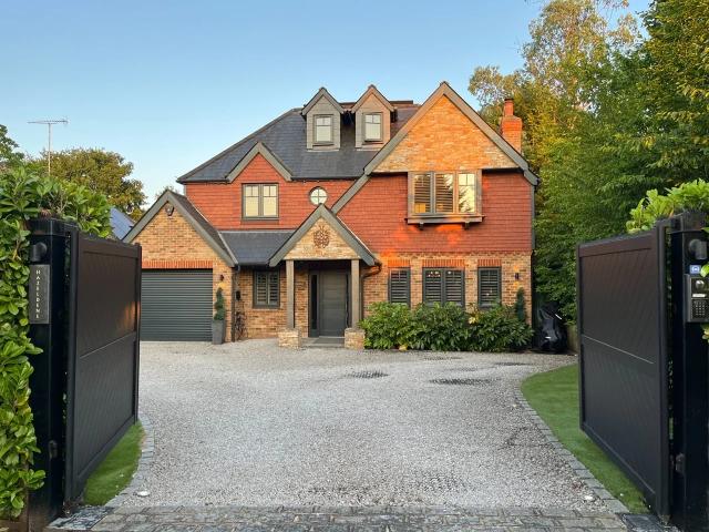 House at Kennel Lane, Mole Valley