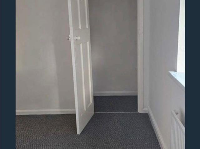 House at Kenslow Avenue, Nottingham