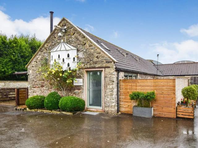 House at Kelston Road, Swineford