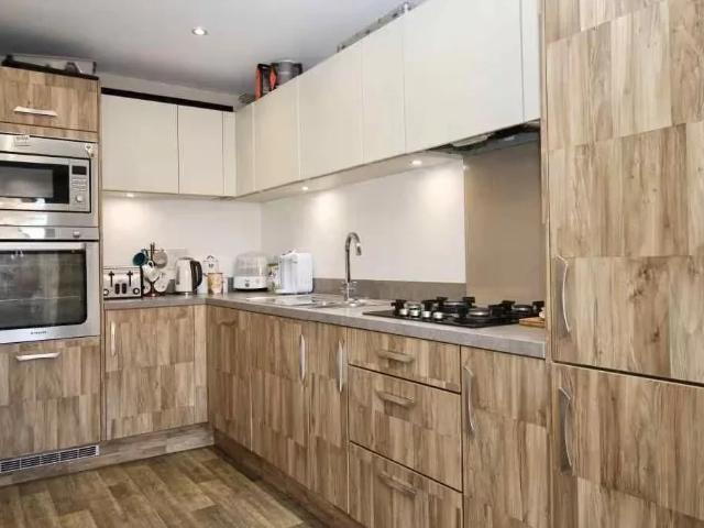 House at Kesteven Way, Little Stanion