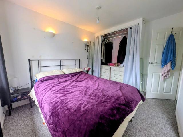 House at Kimberley Close, Bristol