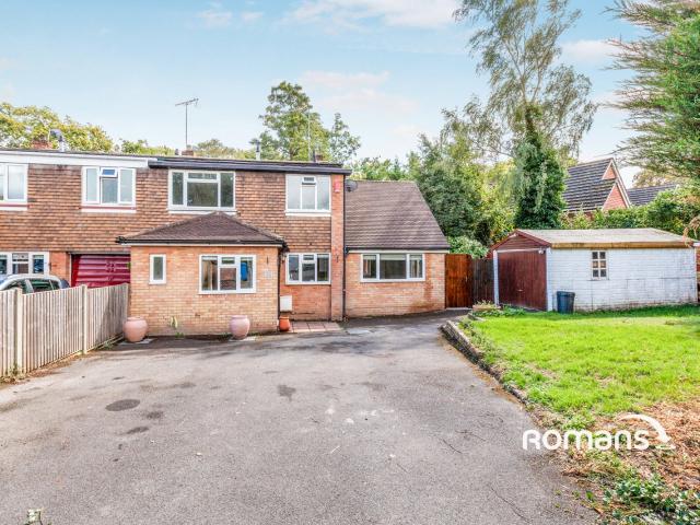 House at King Edwards Road, Winkfield