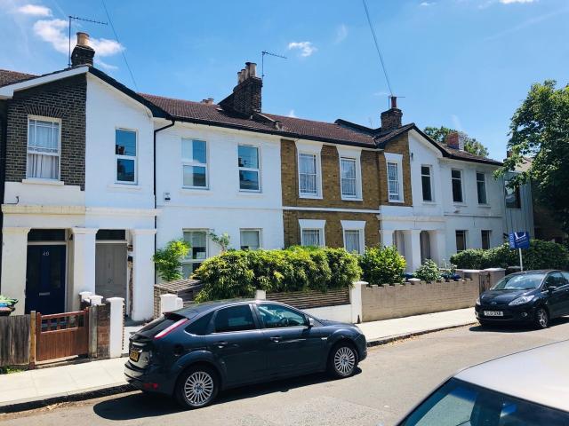 House at King's Grove, Greater London