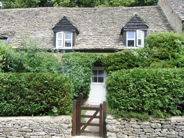 House at Kings Head Lane, Cotswold District