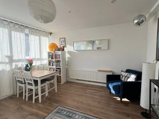 House at Kingsland Road, Greater London