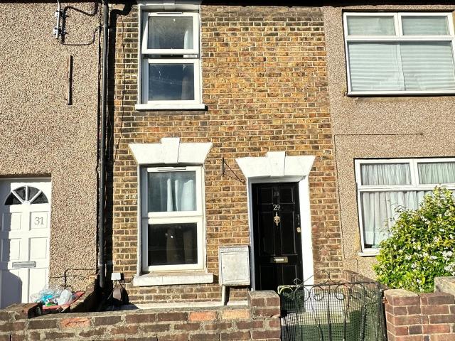 House at Kingsley Road, Greater London