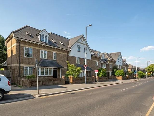 House at Kingston Vale, Greater London