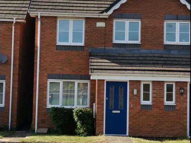 House at Kingswood Road, Nuneaton and Bedworth