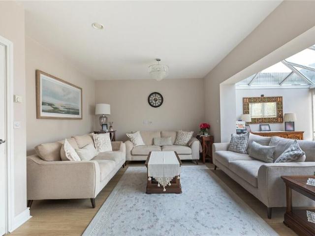 House at Kinsale Close, Greater London