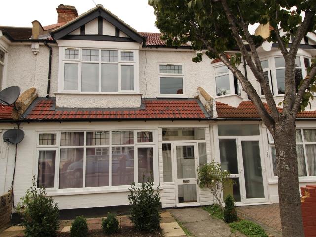 House at Kilmartin Avenue, Greater London