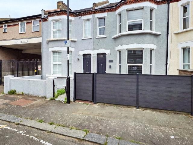 House at Knowles Hill Crescent, Greater London
