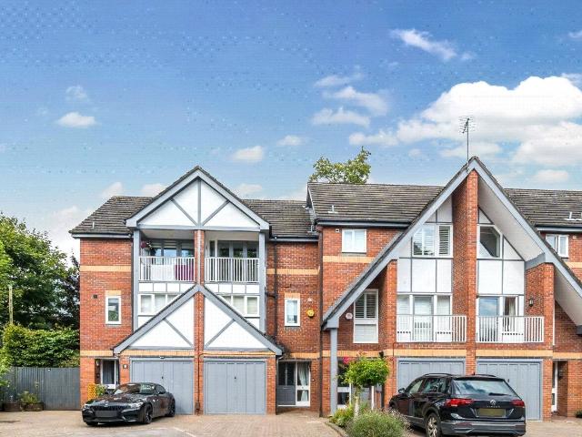 House at Knightsbridge Mews, Manchester