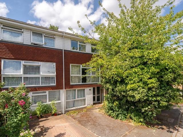 House at Lanark Close, Greater London